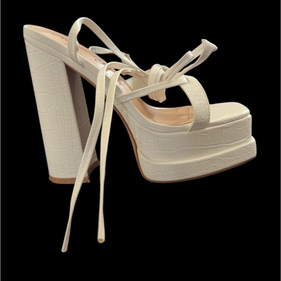 Shoes | Elegant Cream Platform Heels | Poshmark